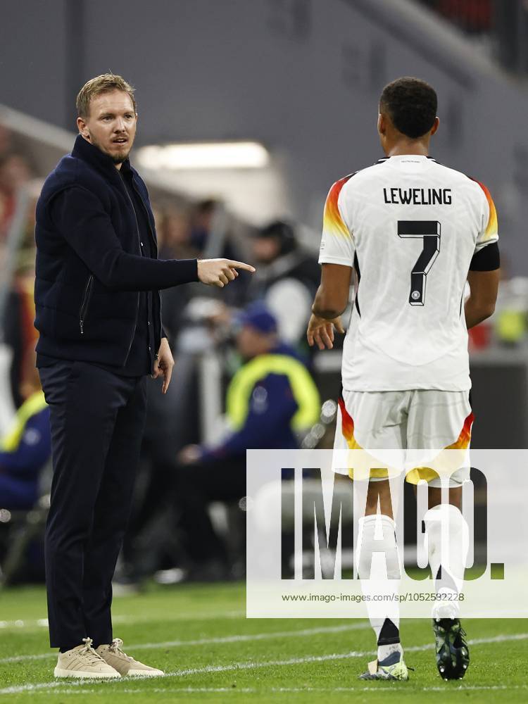 MUNCHEN - (L-R) Germany coach Julian Nagelsmann, Jamie Leweling of ...