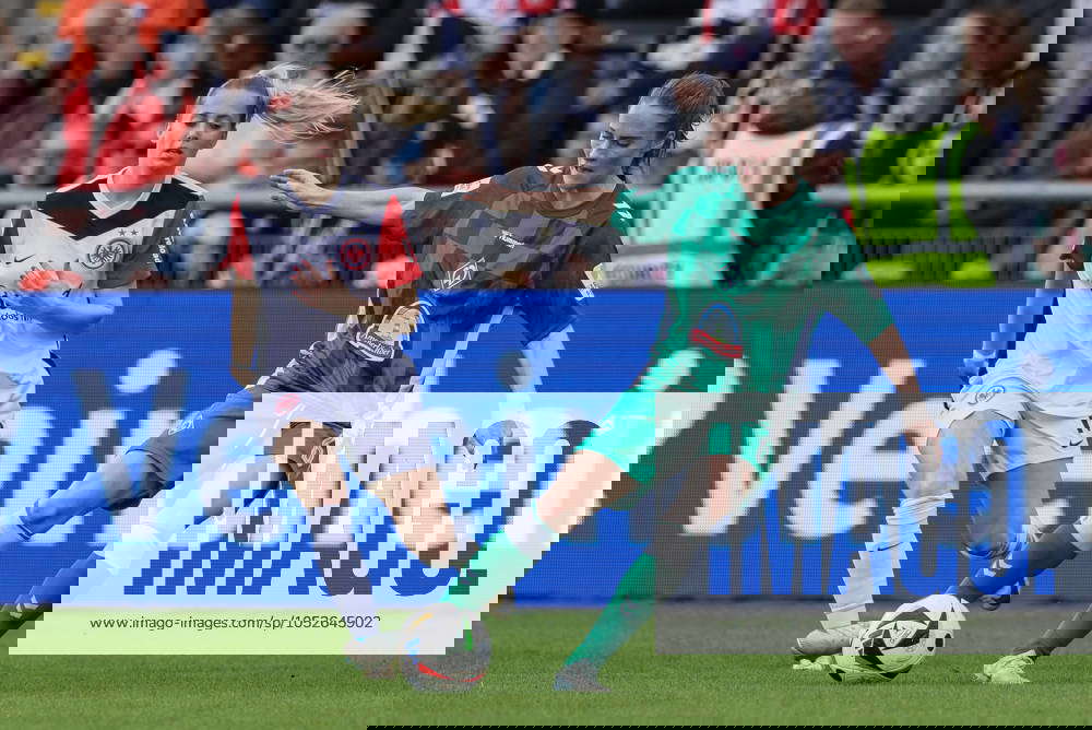 from left Nina Lührßen Eintracht Frankfurt,11 and Reena Wichmann SV ...