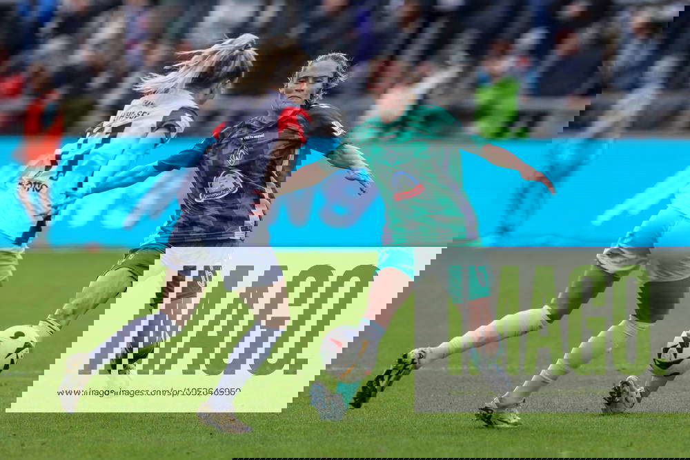 from left Nina Lührßen Eintracht Frankfurt,11 and Reena Wichmann SV ...