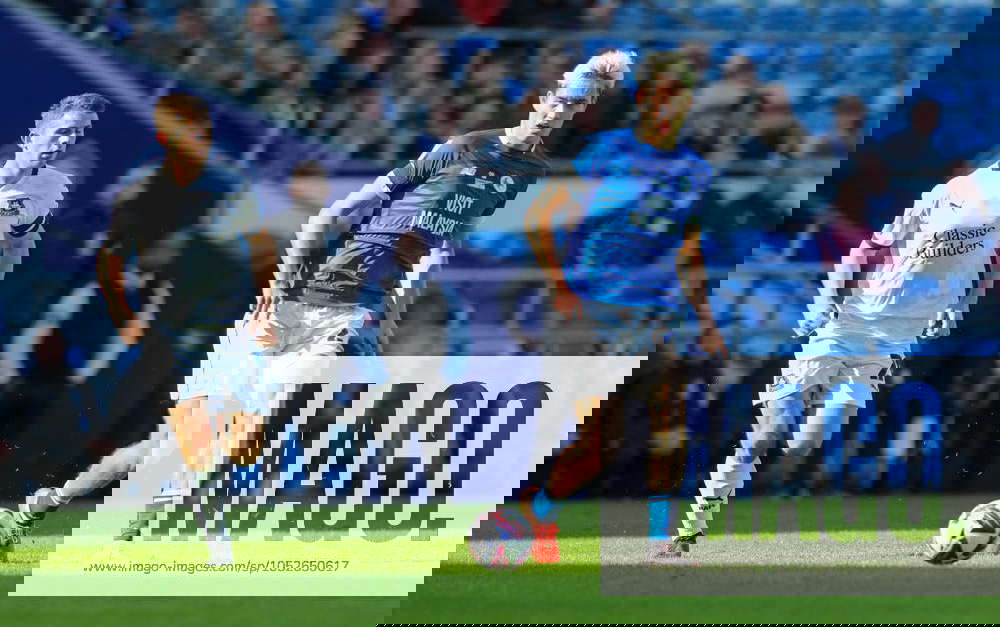 19th October 2024; Cardiff City Stadium, Cardiff, Wales; EFL ...