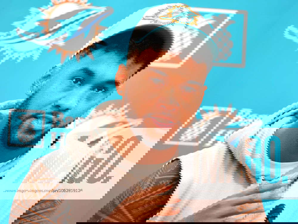 October 21, 2024, Miami Gardens, FL, USA: Miami Dolphins quarterback ...