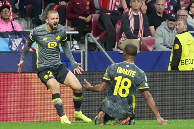 Champions League - Atletico Madrid v LOSC Celebration Goal 9 Julián ...