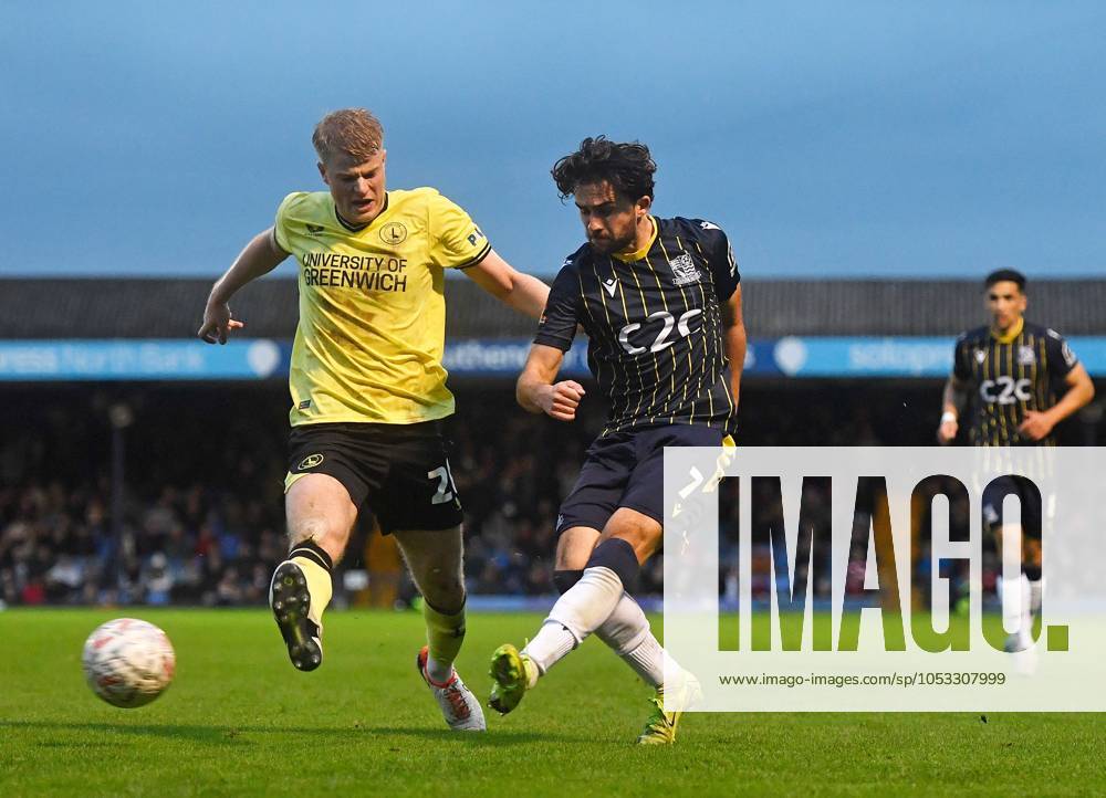 Jack Bridge of Southend United in action with Zach Mitchell of Charlton ...