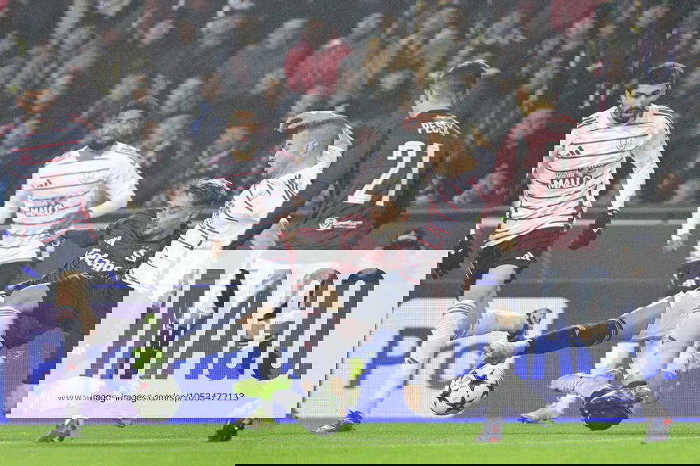 Albion Rrahmani of Sparta (centre), Brendan Chardonnet of Brest (2nd ...