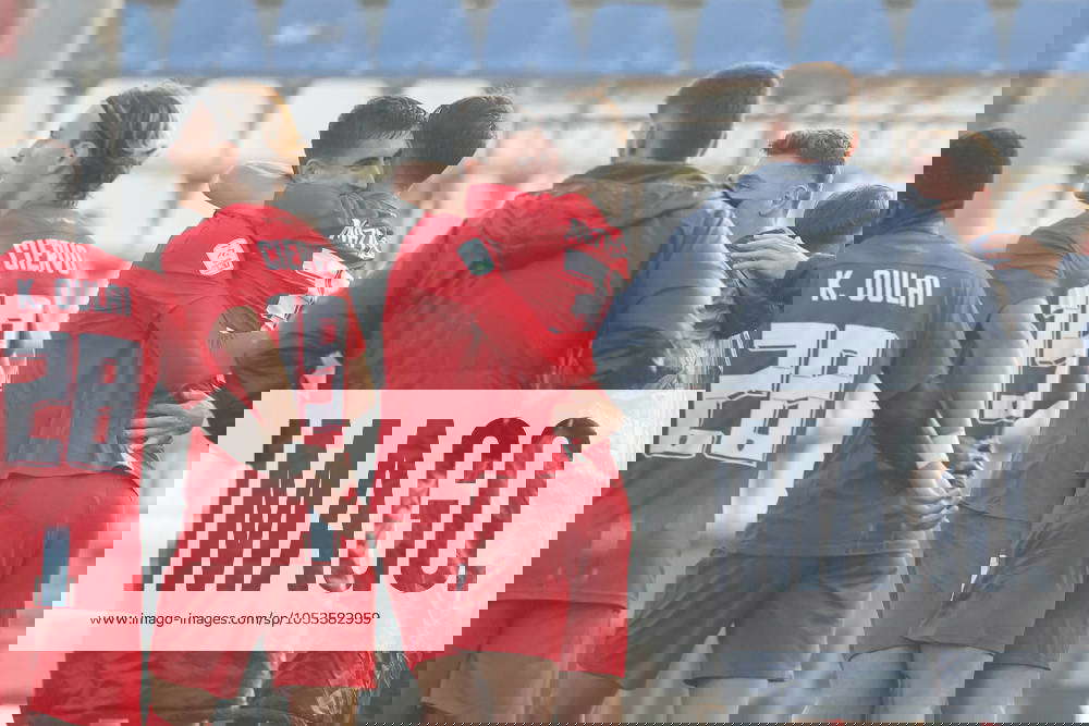 Massimo Zilli (Cosenza Calcio) celebrates with teammates after scoring ...