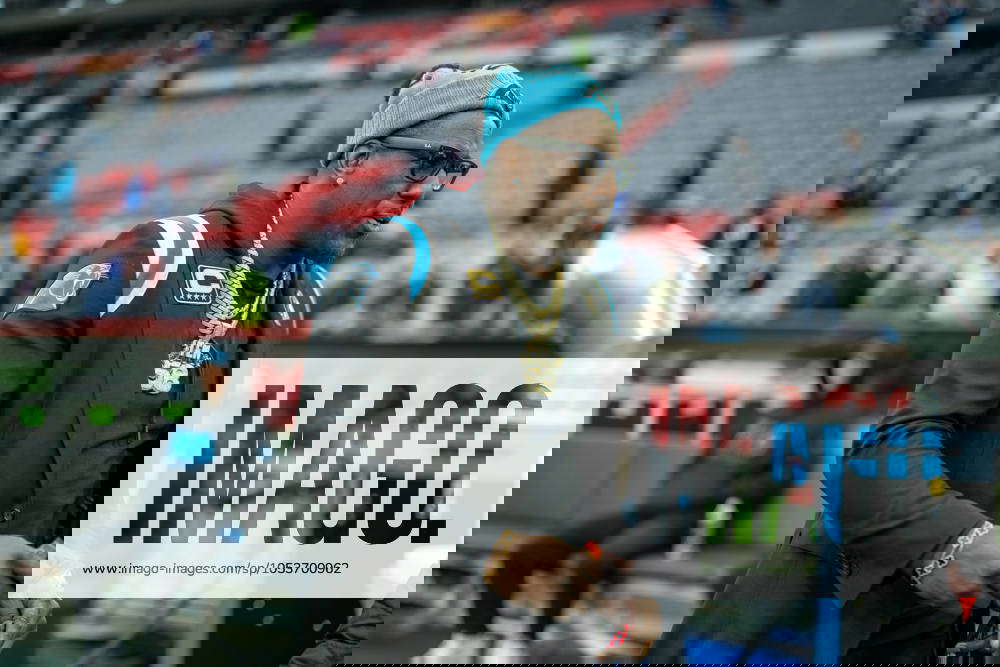 Thomas Davis Sr , GER, New York Giants vs Carolina Phanters, Football, NFL, Week 10, Season