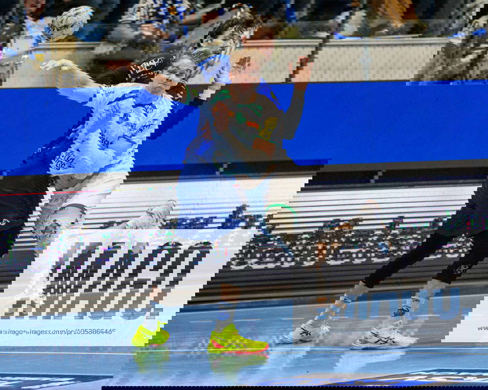 Andri Mar Runarsson center back, SC DHfK Leipzig, 4 , Philipp Meyer ThSV Eisenach, 27 GER