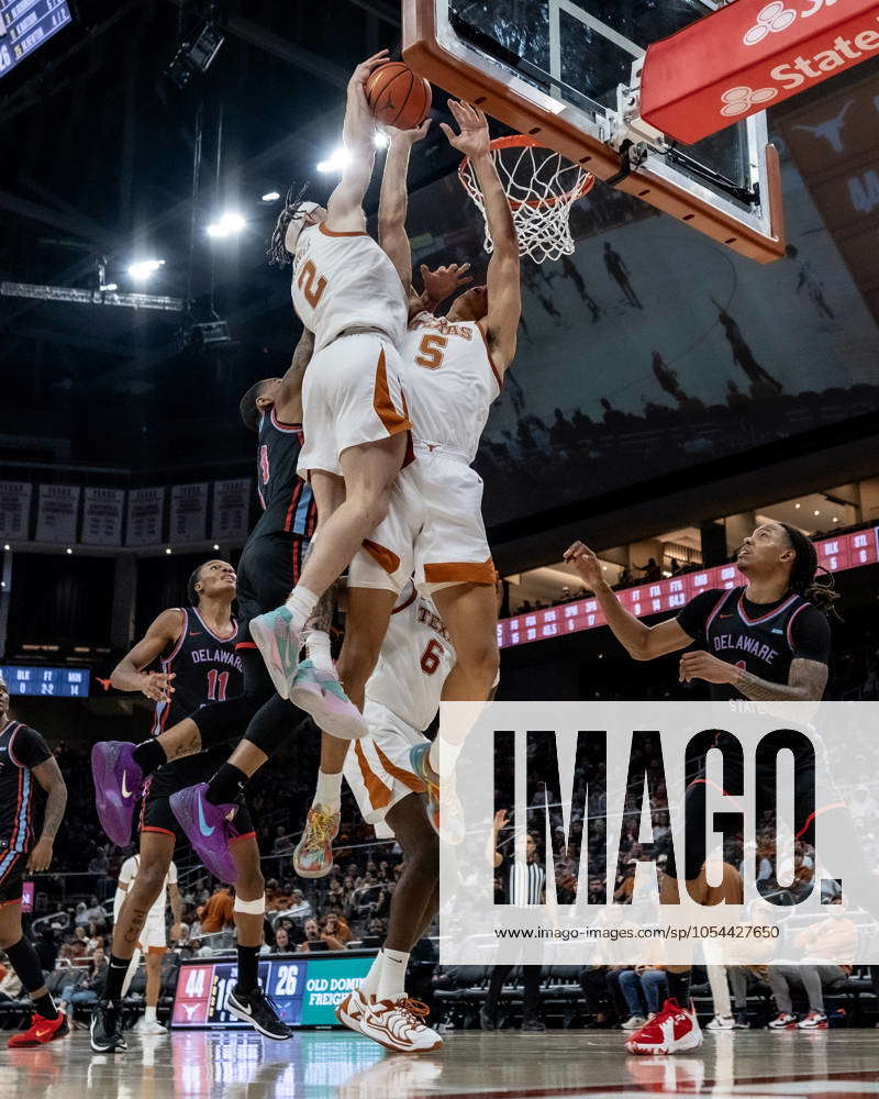 Nov 29, 2024. Chendall Weaver 2 of the Texas Longhorns in action vs the ...