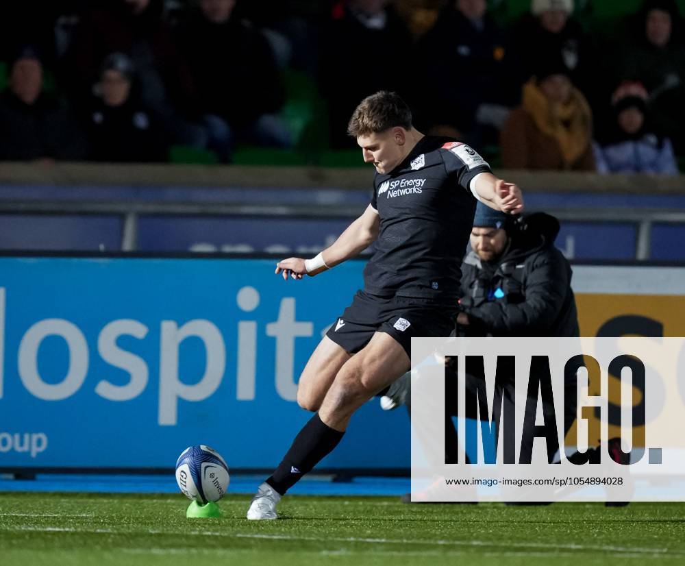 Tom Jordan of Glasgow kicks a conversion to give Glasgow a 26-12 lead ...
