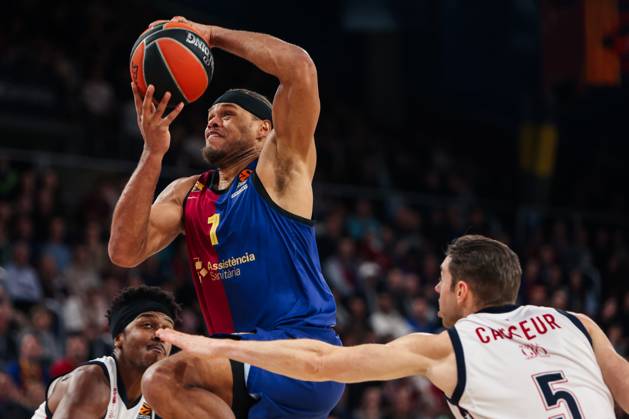 ESP: FC Barcelona, Barca and EA7 Emporio Armani Milan Justin Lamar ...