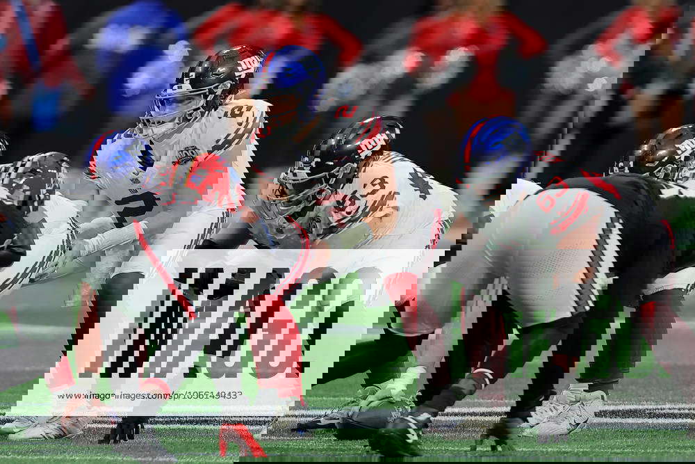 ATLANTA, GA - DECEMBER 22: New York Giants starting quarterback Drew ...