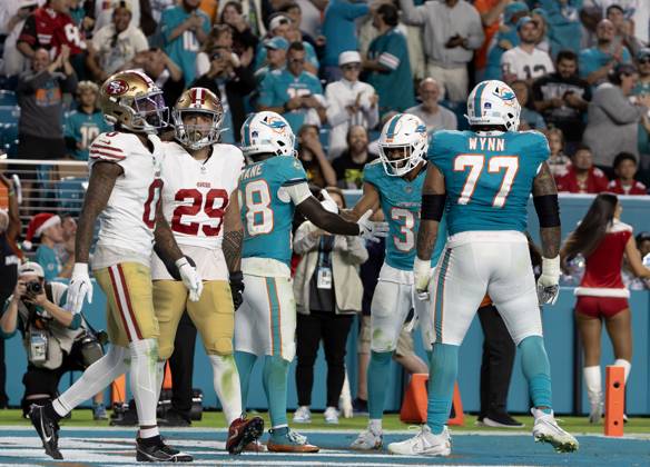 December 22, 2024, Miami Gardens, Florida, USA: Miami Dolphins tight ...