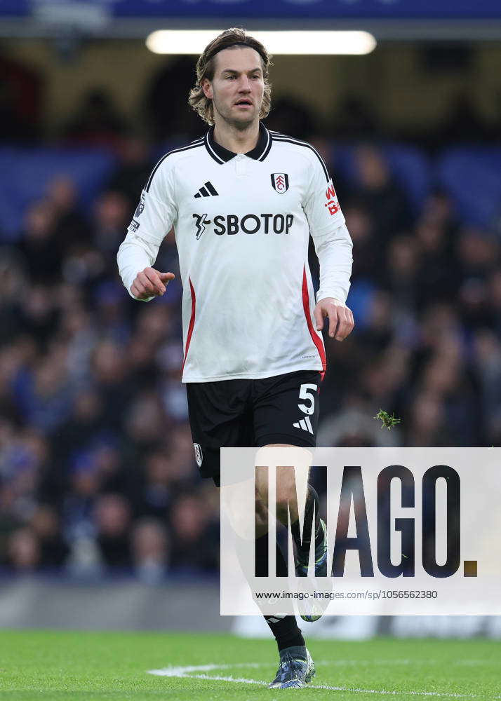 London, England, 26th December 2024. Joachim Andersen of Fulham during ...