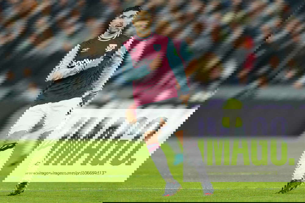 West Ham United FC v Liverpool FC Carlos Soler of West Ham United ...