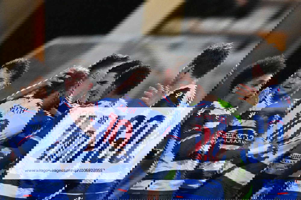 Cambridge United v Reading - Sky Bet League 1 Sam Smith (10 Reading ...