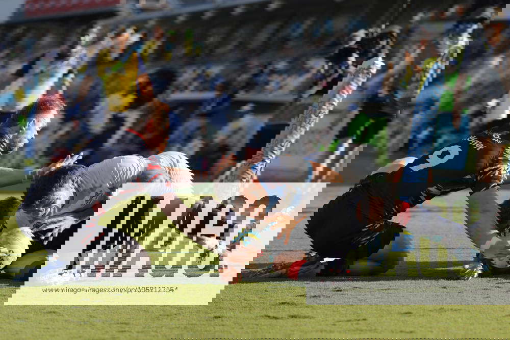 RUGBY SEVENS PERTH, Santiago Alvarez of Argentina scores a try during ...