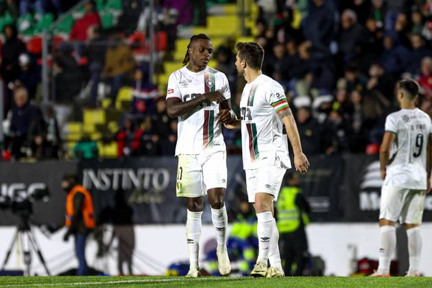 Chico Banza of Estrela da Amadora celebrates after scoring a goal ...