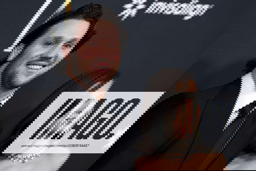 Buffalo Bills quarterback Josh Allen and fiancé, Hailee Steinfeld ...