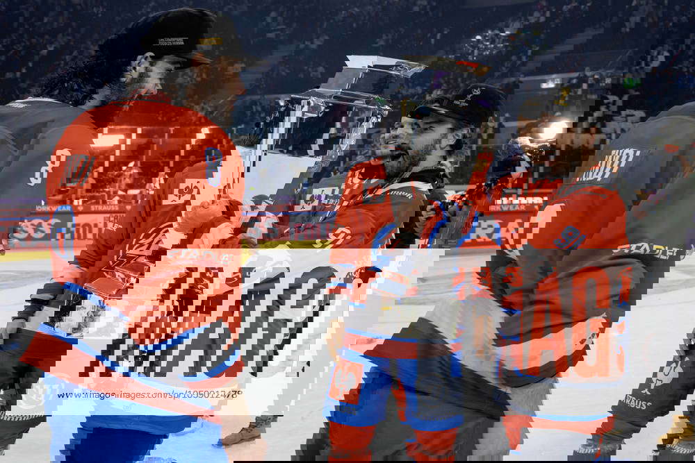 Willy Riedi, re Denis Hollenstein, ZSC, with trophy, ZSC Lions ...