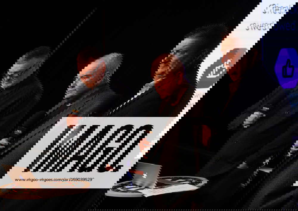 World Senior Darts 2025 Phil Taylor during the World Senior Darts ...