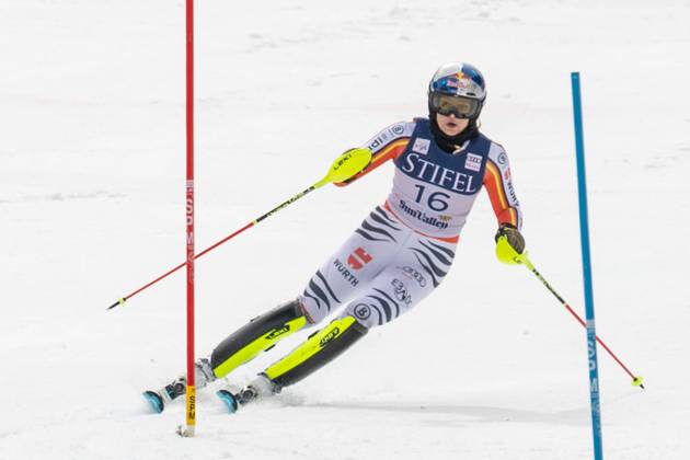 Sun Valley, Idaho, USA: German skier EMMA AICHER 16 competes in the ...
