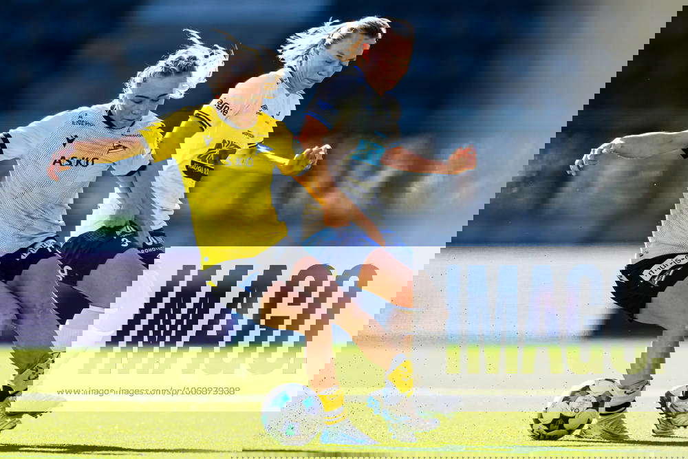 Ina Marie Andresen of Start and Anja Helen Rasmussen of Haugesund ...