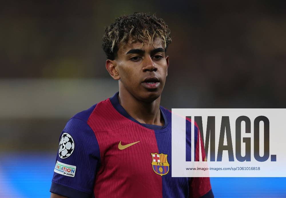 Borussia Dortmund v FC Barcelona, Barca UEFA Champions League, Quarter ...