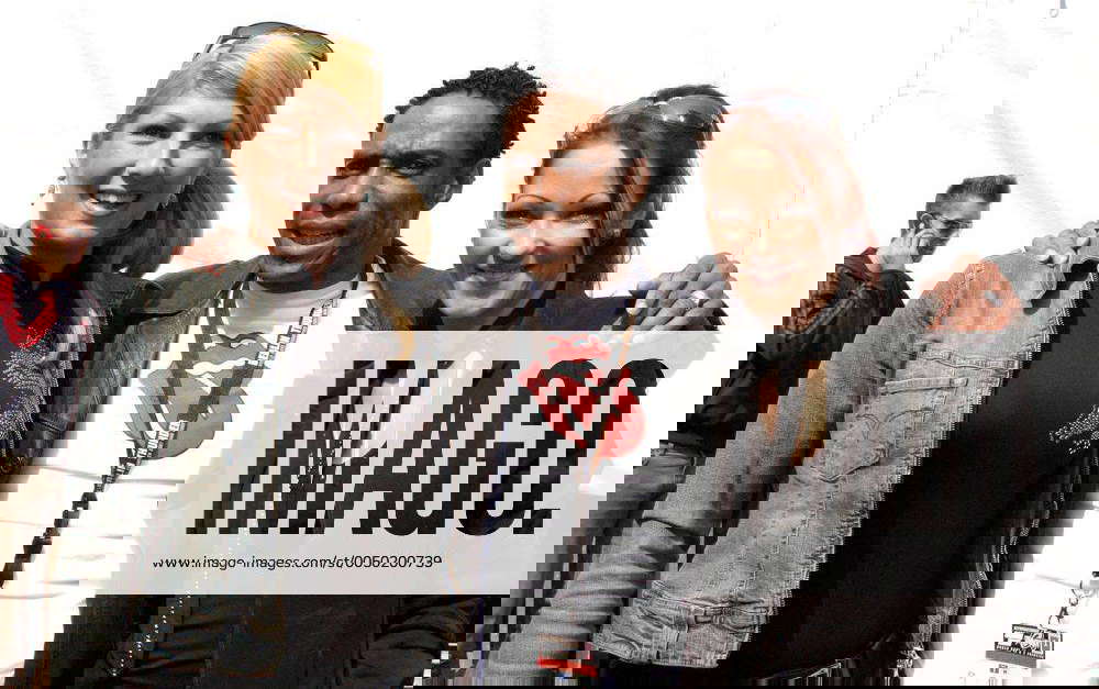 V.r.n.l.: Sängerin Daniela -Danii- Haak (GER), Rapper Lazy (GBR) und ...