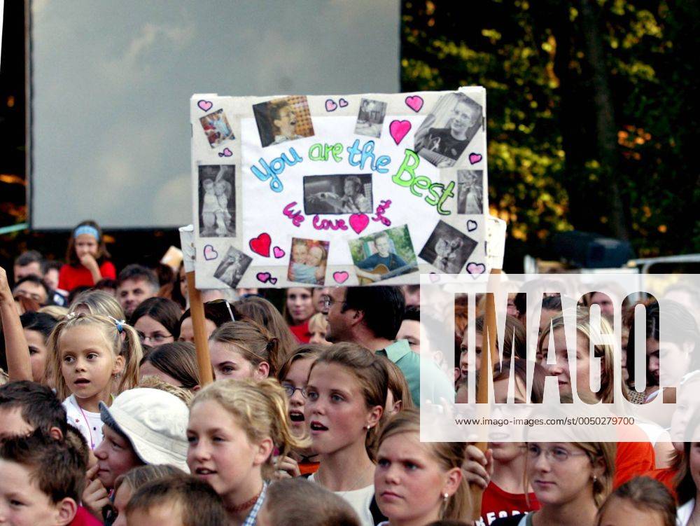 Fans des Star Search-Siegers der Kategorie -Music Act 10-15- Daniel ...