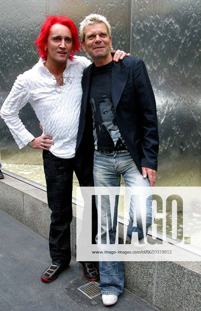 Sänger Matthias Reim (re. GER) und Michael Wisniewski (POL Ich Troje) anlässlich seiner neuen