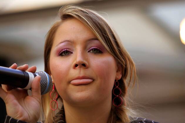 Sängerin Ela anlässlich der Radio Eins Live Ruft-Tour