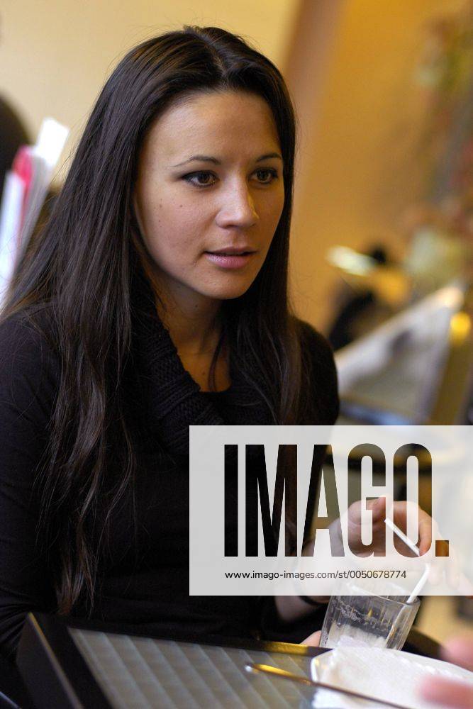 Pianistin Anna Gourari (RUS) während eines Interviews in