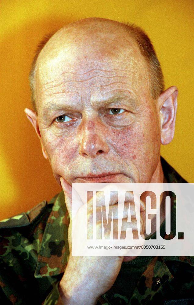 General Hartmut Bagger (GER Generalinspekteur der