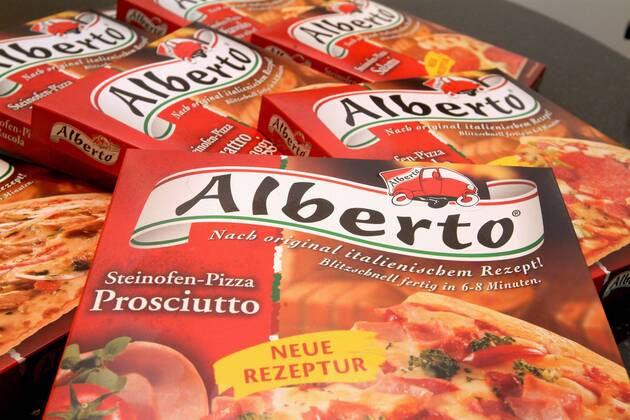 Alberto Pizza-Packungen in der Fertigungshalle der Freiberger ...