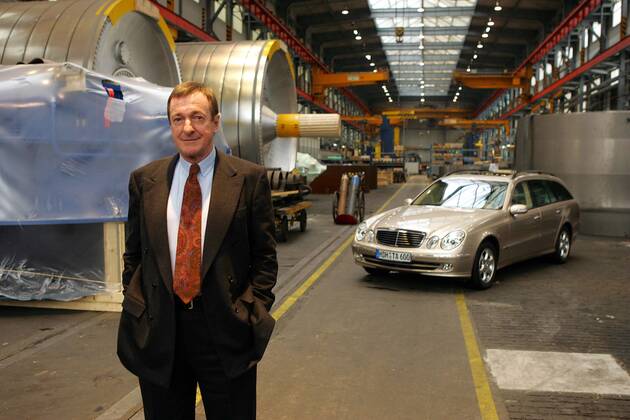 Dr. Michael Rogowski lächelt