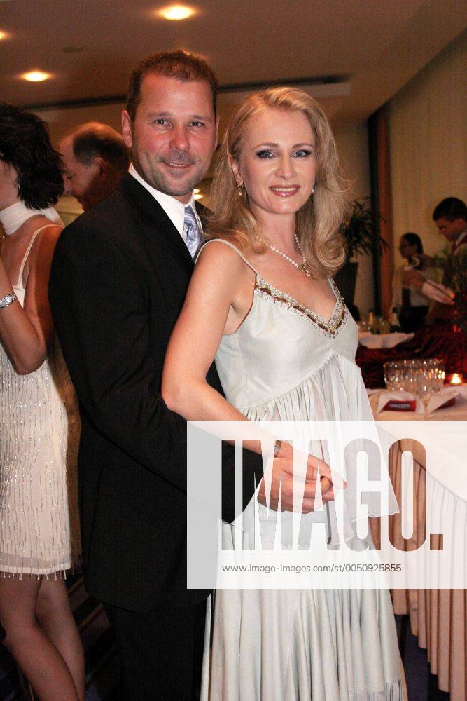 Sängerin Nicole (GER) mit Ehemann Winfried anlässlich der 25 ...