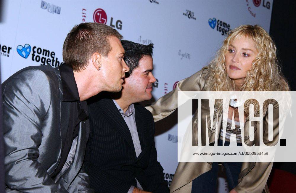 Songwriter-Duo Mark Feist (li.) und Damon Sharpe im Gespräch mit ...