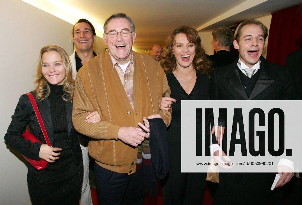 V.l.n.r.: Schauspieler Nina Kolberg, Thorsten Tinney, Wilfried Dziallas ...