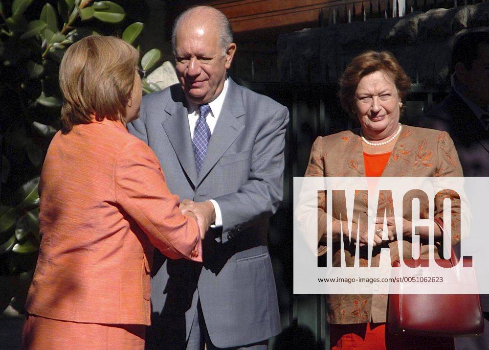 Nachfolgerin Michelle Bachelet (li., CHI Staatspräsidentin Chile ...