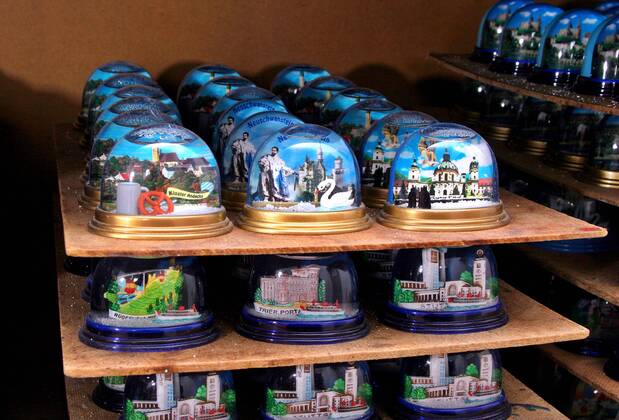 Schneekugeln des Schneekugelherstellers - Walter und Prediger - in ...