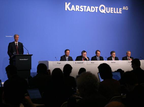 Vorstand KarstadtQuelle AG - v.l.n.r. Harald Pinger, Dr. Thomas ...