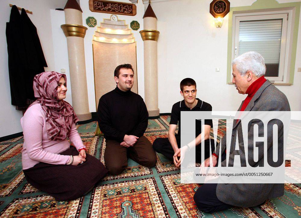 V.l.n.r.: Rukiye Oender, Adnan Sathan, Farid Suleiman und Ziad Nouri ...