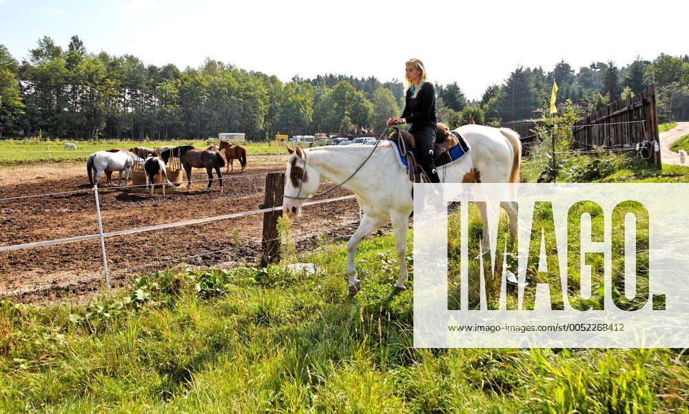 Tessa Bauer (GER Geschäftsführerin Bundesvereinigung für RAI-Reiten ...