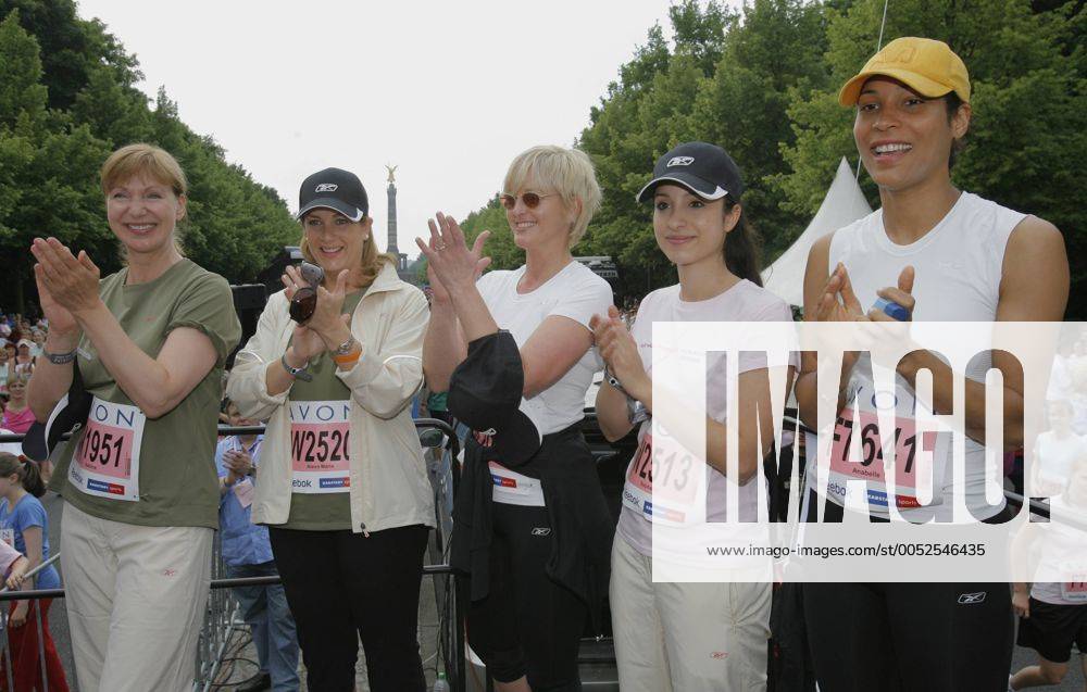 V.l.n.r.: Schauspielerin Sabine Kaack, Alexa Maria Surholt, und ...