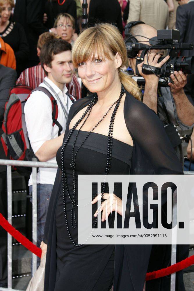 Moderatorin Kim Fischer anlässlich der Gala - 25 Jahre Neuer ...