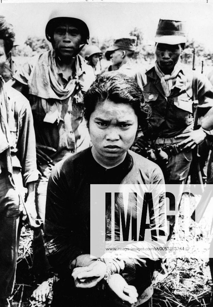 IMAGO History, Vietnamkrieg: 1955-1975 Apr 05, 1962; Phong Dinh, Vietnam; Captured by Government