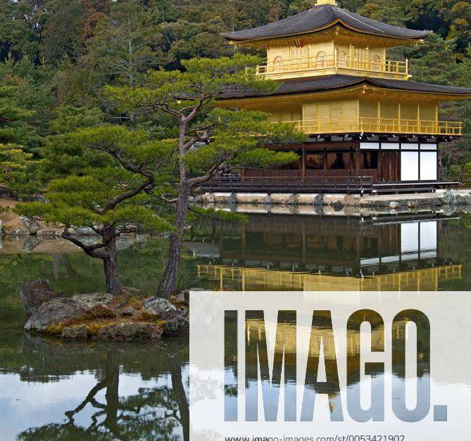 Goldener Pavilion in Kyoto, Japan, Kyoto garden at the Golden Pavilion ...