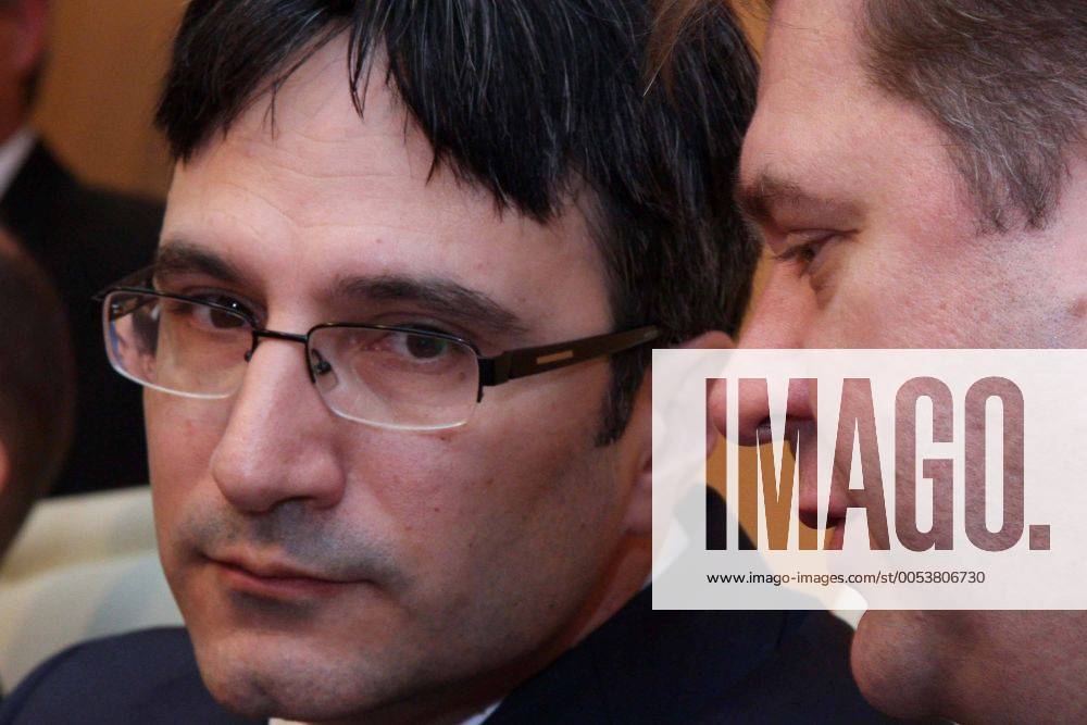 (100219) -- SOFIA, Feb. 19, 2010(Xinhua) -- Russian Energy Minister ...