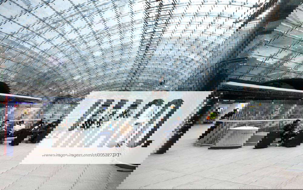 AIRail Terminal im Frankfurter Flughafen, Frankfurt, Hessen Deutschland ...