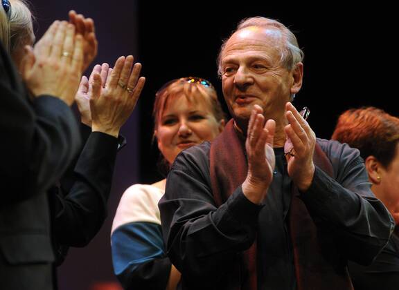 ITAR-TASS 27: MOSCOW, RUSSIA. MARCH 2, 2010. Director Adolf Shapiro, a ...